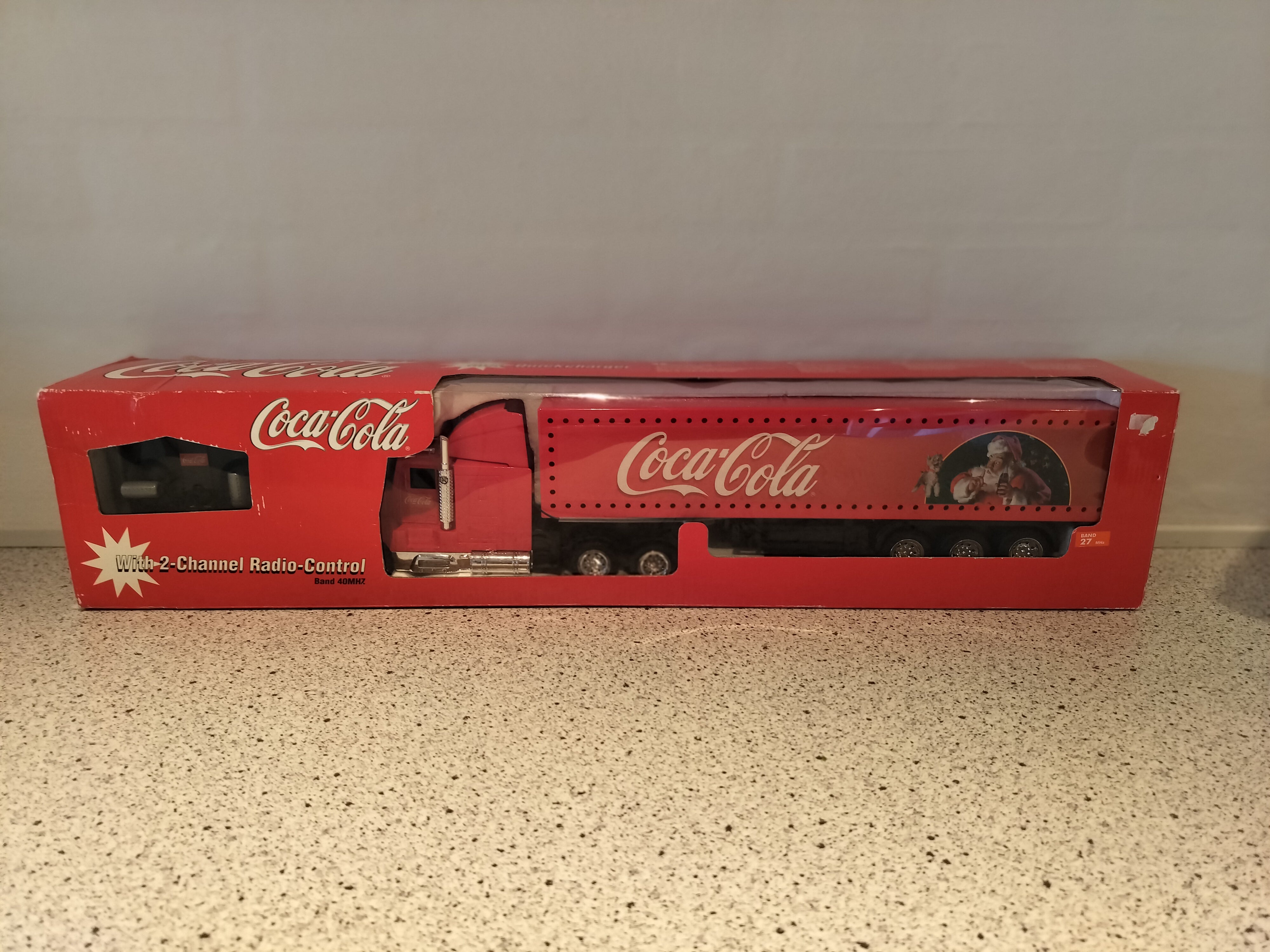 Secondhand - Coca Cola model lastbil med fjernbetjening – Heilmannhome.dk